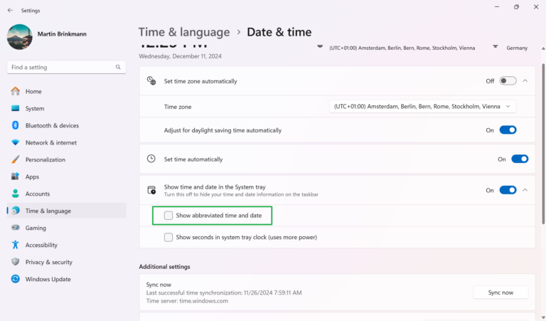 How to restore the full date and time format on Windows 11's taskbar ...