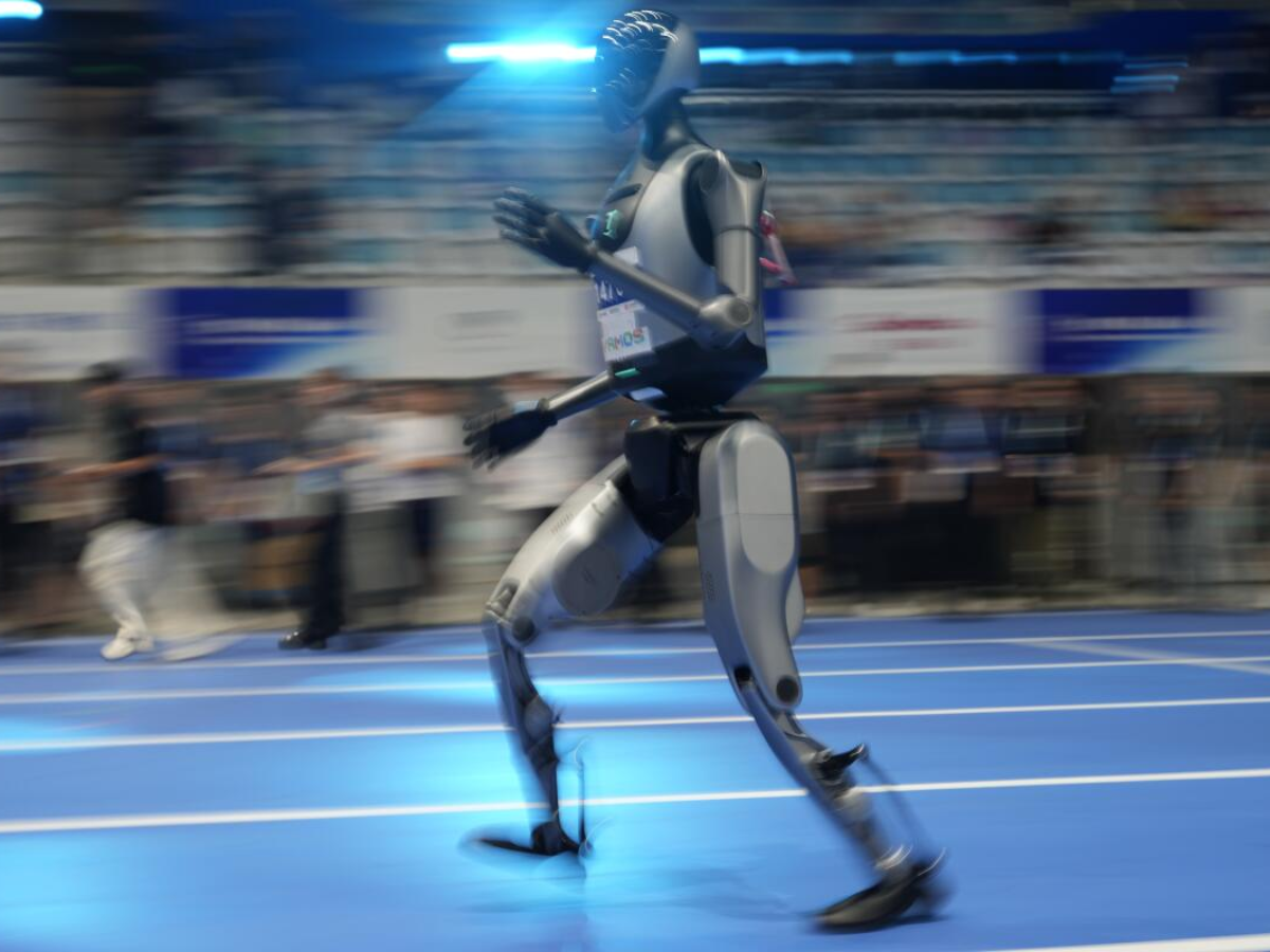 Windows 11 Leak Suggests Copilot Is Moving Deeper Into File Explorer ...